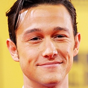 10 Nerdy Actors Women Love - ZergNet