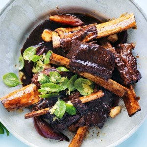 11 Hearty Beef Stew Recipes That Will Warm You This Winter - ZergNet