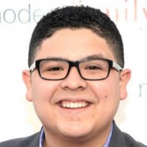 Rico Rodriguez Shares Heartbreaking News And Tweet About Father - ZergNet