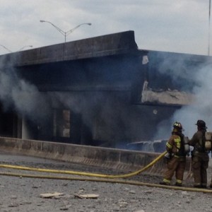 Massive Fire Collapses Atlanta Interstate Bridge - ZergNet