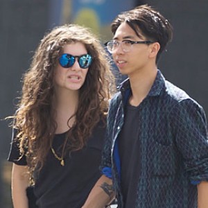 Lorde's Boyfriend Opens Up About Their Relationship - ZergNet