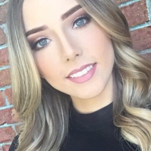 The Real Slim Shady’s Daughter Grew Up to Be Gorgeous - ZergNet