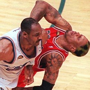 10 Most Ridiculous NBA Brawls of All Time - ZergNet