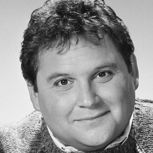 'Animal House' Actor Stephen Furst Dead at 63 - ZergNet