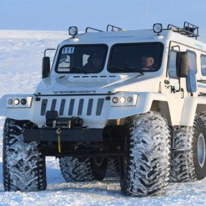 Putin & Russia Explore the Arctic in This Crazy Russian 6x6 - ZergNet