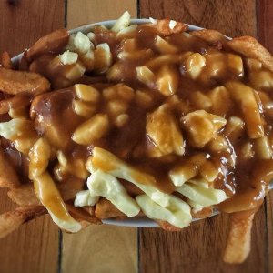 10 Delicious Foods in Canada That You Really Need to Eat - ZergNet