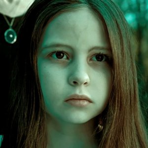 The Terrifying Girl From 'The Ring' Grew Up to Be Gorgeous - ZergNet