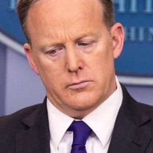 The Story You Never Knew About Sean Spicer - ZergNet