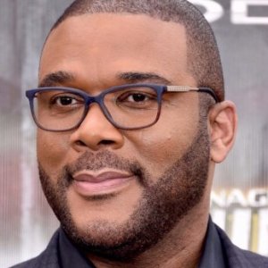 Tyler Perry Defends Joel Osteen & Donates $250K To Mega Church - ZergNet