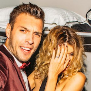 9 Signs He's Not Boyfriend Material, So Don't Waste Your Time - ZergNet