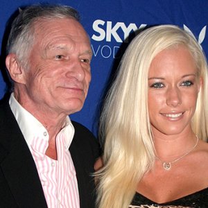 Kendra Wilkinson Devastated Over Hugh Hefner’s Death - ZergNet