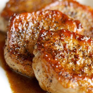 12 Pork Chop Recipes That Taste Like Fall - ZergNet