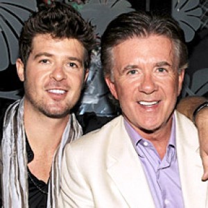 9 Most Famous Hollywood Father-Son Duos - ZergNet