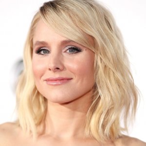 Celebrities Who Suprisingly Decided To Bare It All - ZergNet