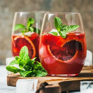 11 Amazing Cocktails That Only Require 2 Ingredients - ZergNet