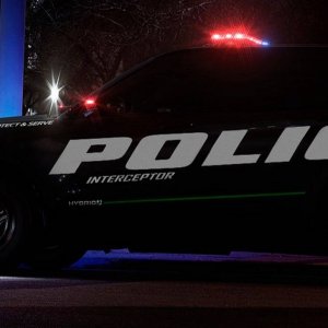 This Ford Police Interceptor is the Fastest Police Vehicle Ever - ZergNet