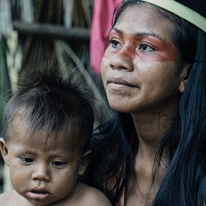 Isolated Tribes Still Living in the Stone Age - ZergNet