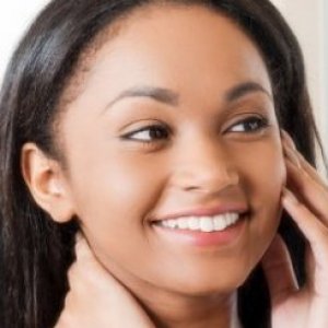 What Really Happens to Your Face When You Stop Wearing Makeup - ZergNet