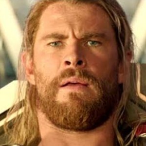 The Real Reason Thor Had That Controversial Look in 'Endgame' - ZergNet