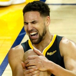 Klay Thompson's Stunning Words to Steve Kerr After Tearing ACL - ZergNet