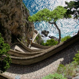 The World's Most Beautiful Footpath Hides a Dark Secret - ZergNet