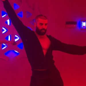 Oscar Isaac' s Epic 'Ex Machina' Dance Break - ZergNet