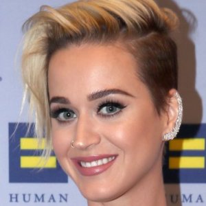Katy Perry's Love Life Just Keeps Getting Weirder and Weirder - ZergNet