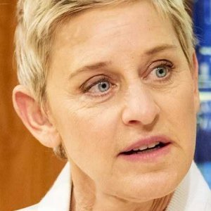 Ellen DeGeneres Hit With Another Allegation Of Rude Behavior - ZergNet