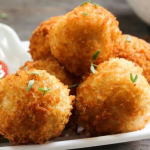 Foods That Are Definitely Better When Fried - ZergNet