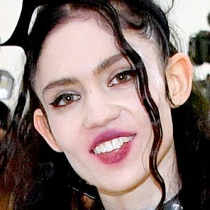 We Finally Know How Much Money Grimes Is Actually Worth - ZergNet