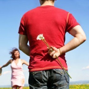 7 Romantic Gestures That Make Women Swoon - ZergNet