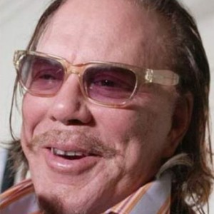 10 Celebs Who Lost Their Looks With Their Fame - ZergNet