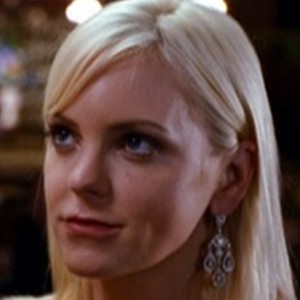 4 Things Movies Always Get Wrong About Awkward People - ZergNet