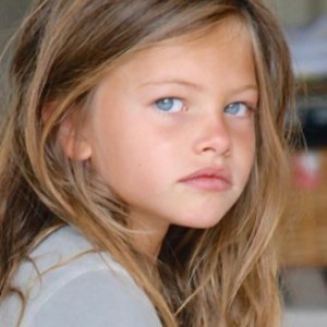 The World's Prettiest Kids Are Truly Gorgeous Adults Today - ZergNet