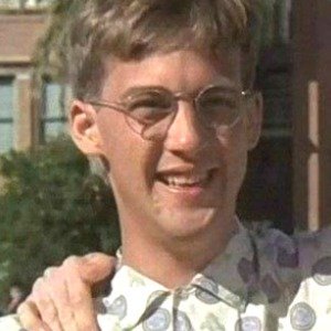 '90s TV Nerds That Grew Up To Be Gorgeous - ZergNet