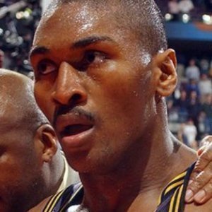 The Most Outrageous On-Court Brawls In NBA History - ZergNet