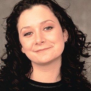 11 Life Lessons We Learned From Darlene Conner On 'Roseanne' - ZergNet