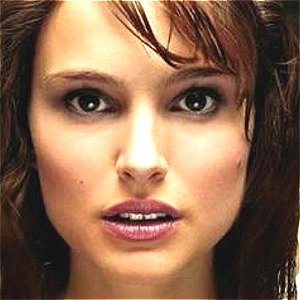 Natalie Portman Got Ripped To Become Thor, See Her New Muscles - ZergNet