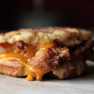 A Unique Grilled Cheese to Start Off Your Fall Food Fix - ZergNet