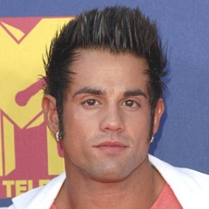 27 Reality Stars Who Died Too Young - ZergNet