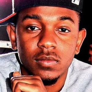 7 Rappers Who Are Still With Their High School Sweethearts - ZergNet