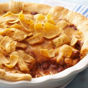 This Easy Crescent Chili Bake Recipe Is A Must-Try - ZergNet