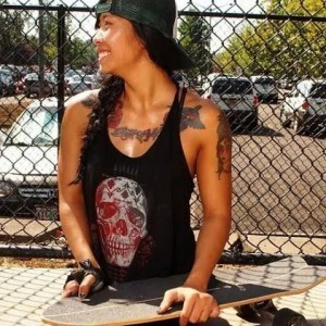 Athlete Model Born Without Legs Refuses To Let It Limit Her Zergnet