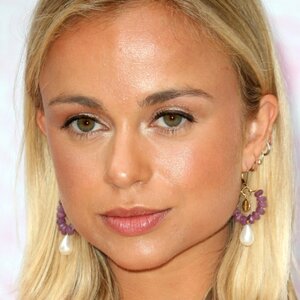 The World's Most Beautiful Royals Continue To Stun - ZergNet