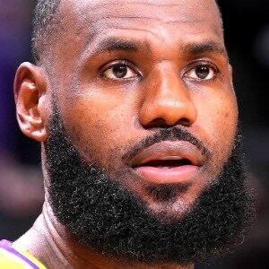 LeBron James Has A Shady Side Nobody Likes To Talk About - ZergNet