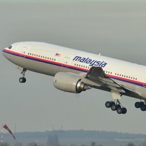 Malaysia Flight 370's Disappearance Explained - ZergNet