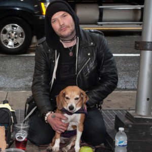 Panhandler Boasts That He Makes $200 An Hour - ZergNet