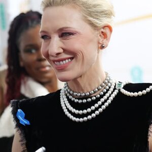 What Are The Blue Ribbons At The Oscars? - ZergNet