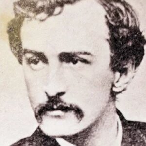 This Is What John Wilkes Booth Shouted After Shooting Lincoln - ZergNet