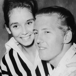 The Many Wives And Kids Of Jerry Lee Lewis - ZergNet